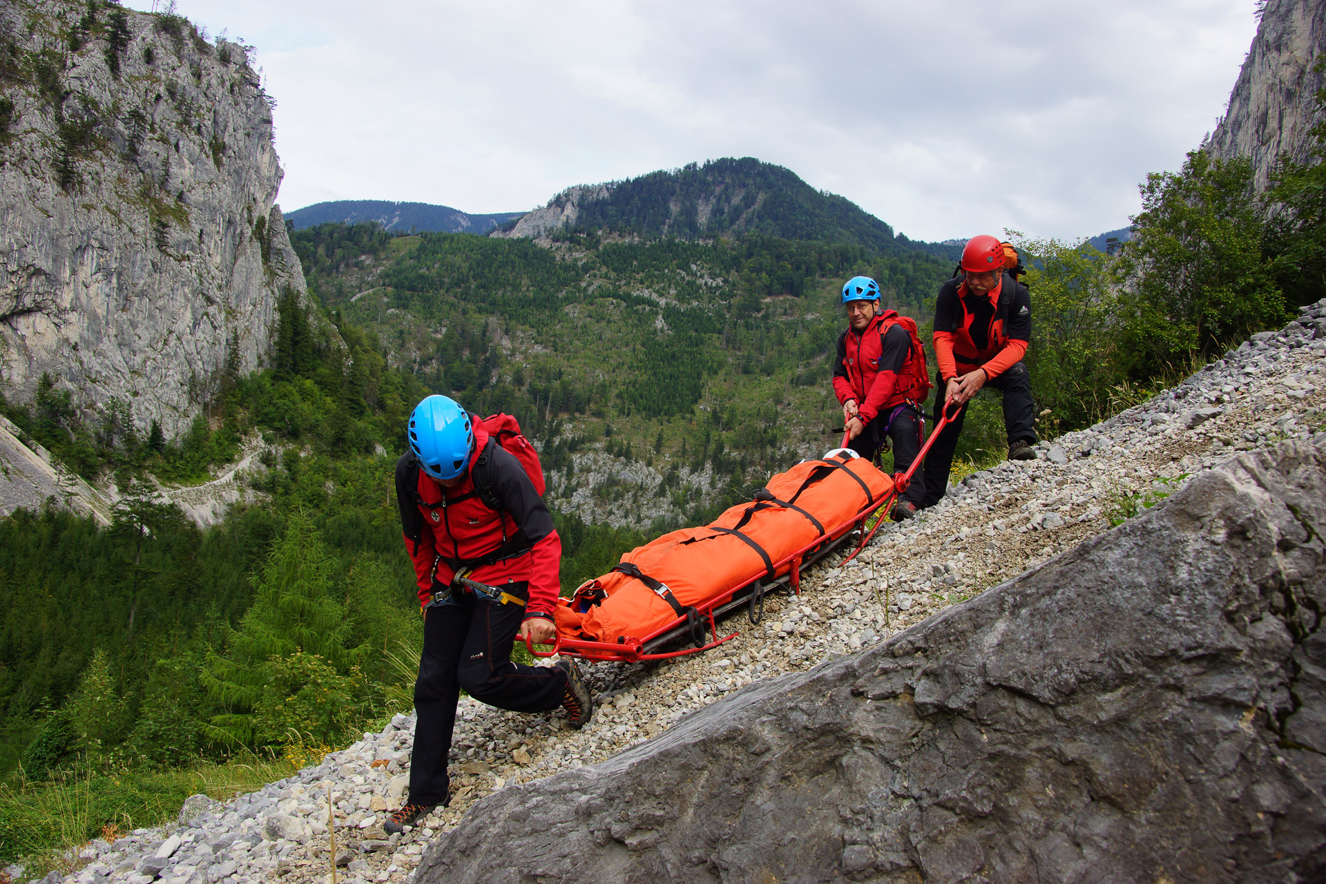 Tipps für ein sicheres Bergerlebnis - Raiffeisenzeitung