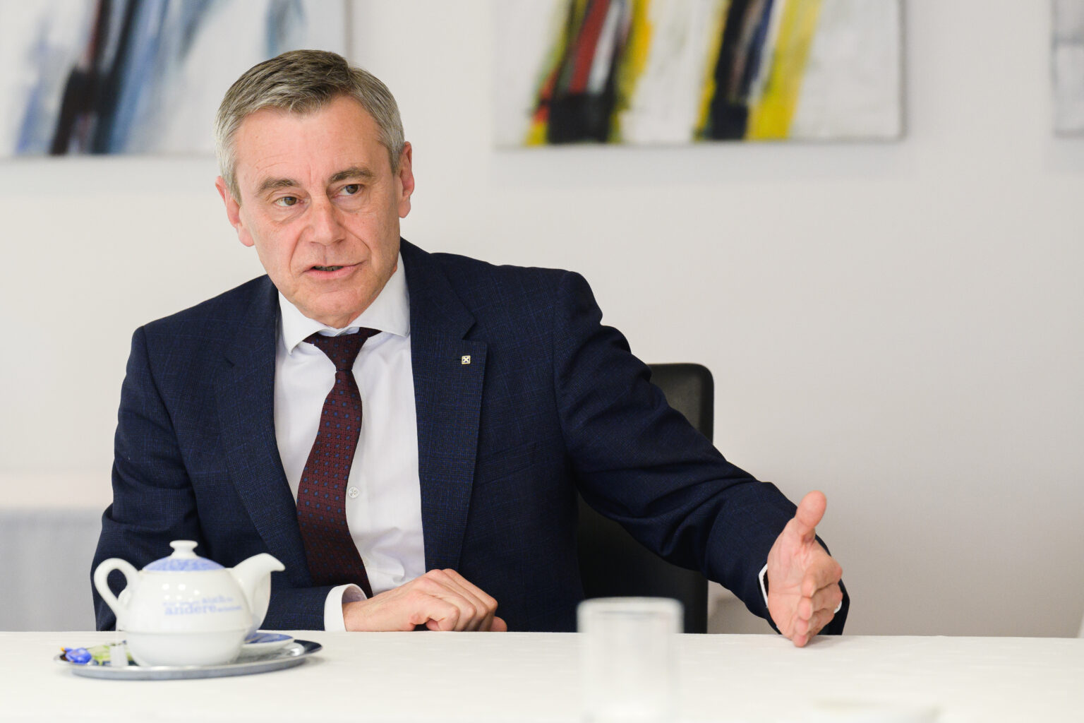 Generaldirektor Heinrich Schaller erklärt Verlust zum HJ 2022