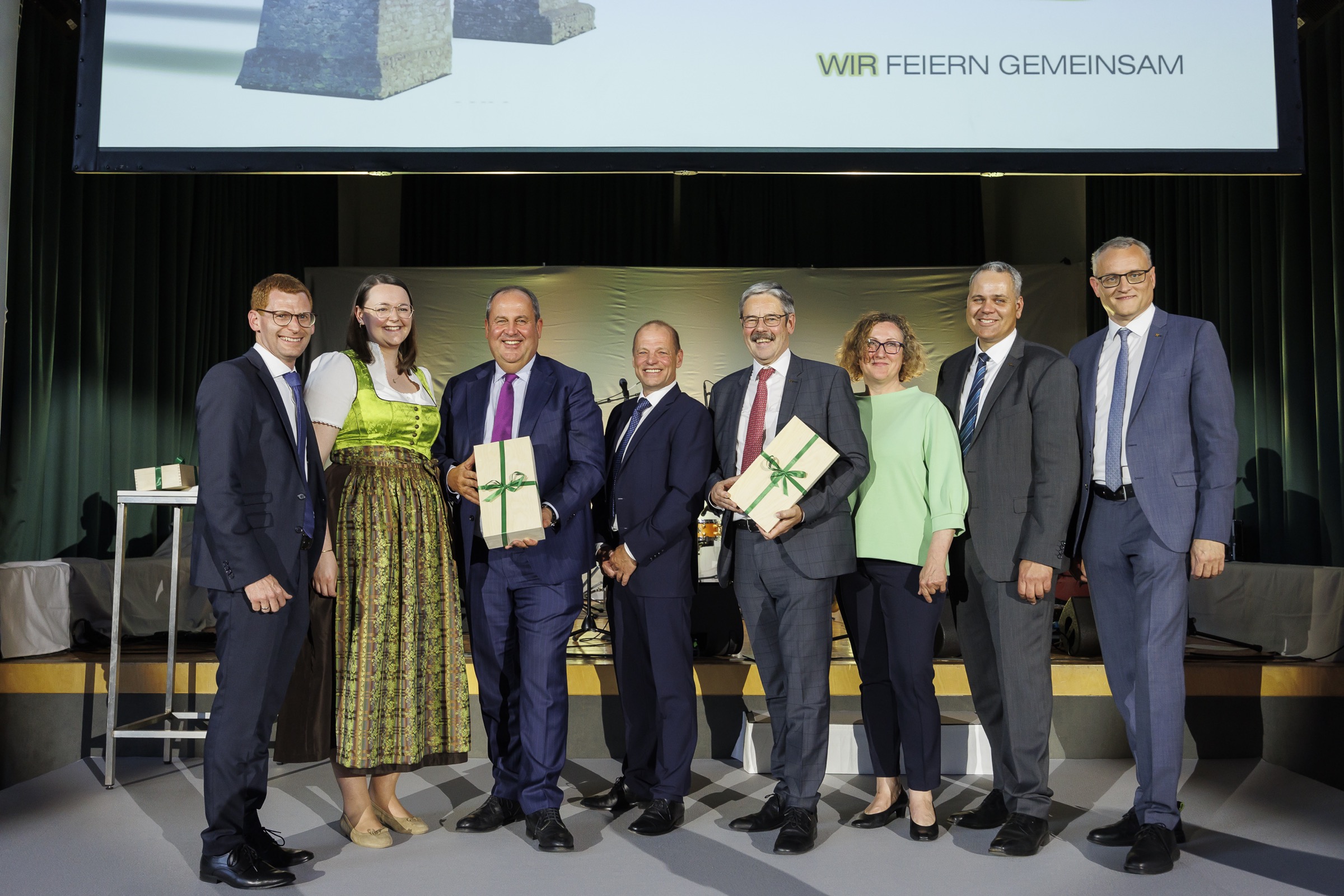 Raiffeisenbank Bruck-Carnuntum feiert 125-Jahre